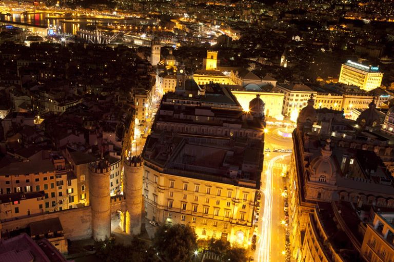 Come raggiungere il centro di Genova dal porto?